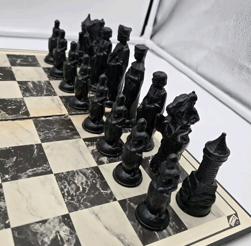 Vintage E.S. Lowe Renaissance Chessmen Chess Set 32 Pieces No Box | eBay