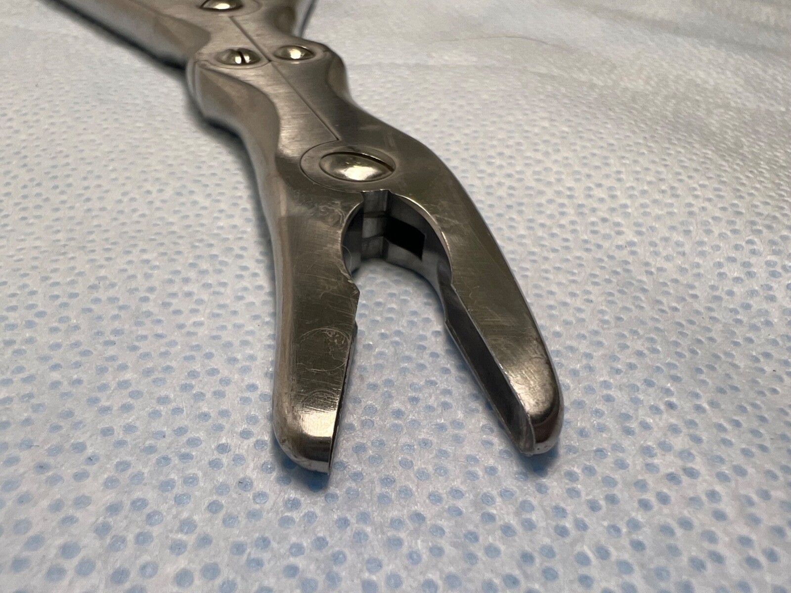 Weck 386202 Double-Action Leksell Laminectomy Rongeur 4mm Bite for sale ...