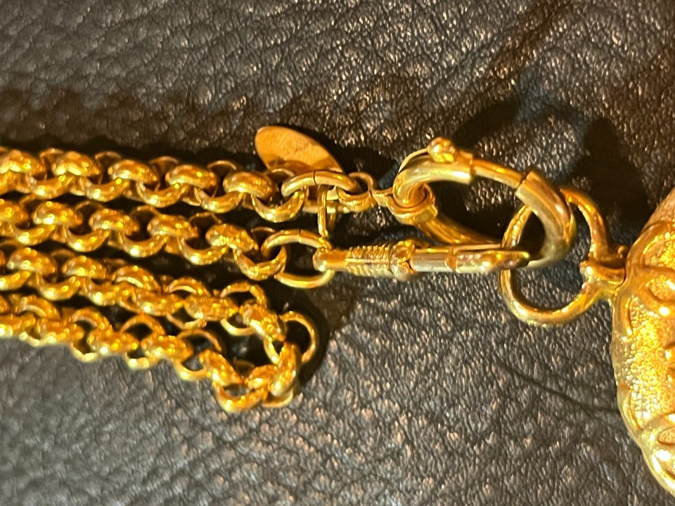 CHANEL CC Logo Pendant Necklace Gold Tone GP Mirror Auth Coco Mark CC F ...