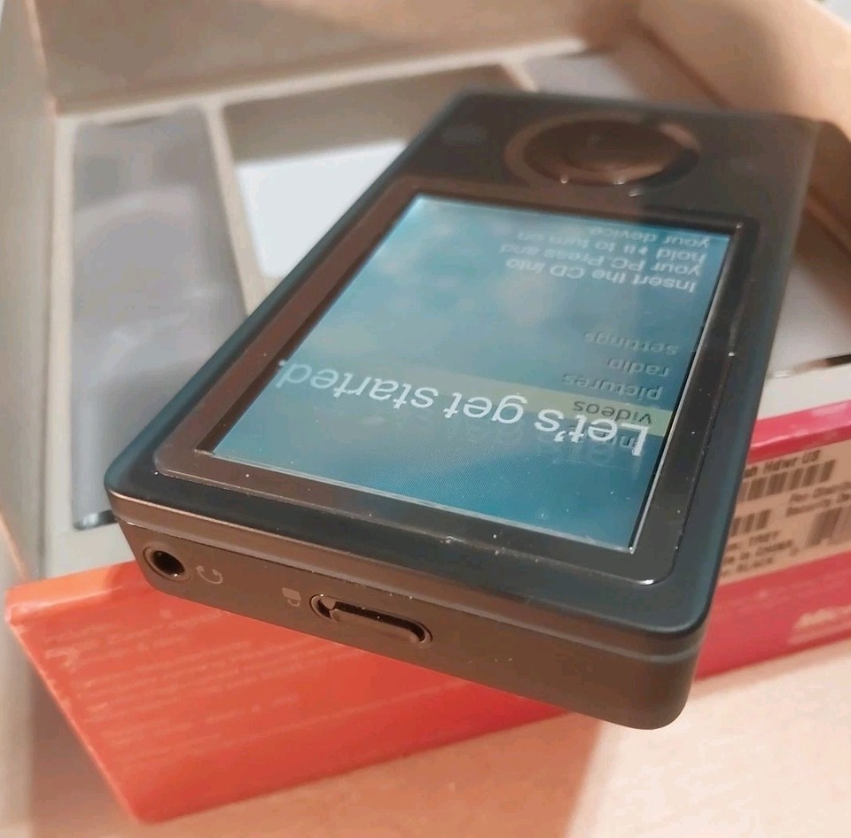 Zune 30 Black (30 GB) Microsoft Refurbished Digital Media Player ...
