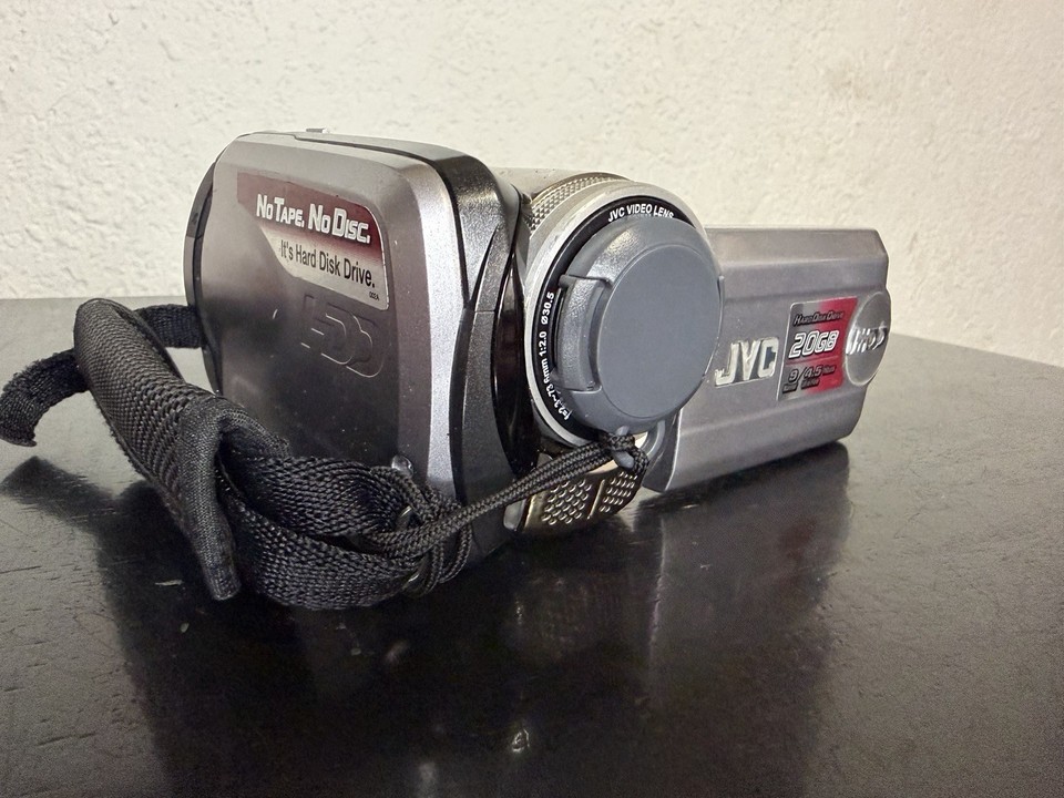 JVC Everio GZ-MG21U 20GB Hard Disk Video Camera Camcorder - Read ...