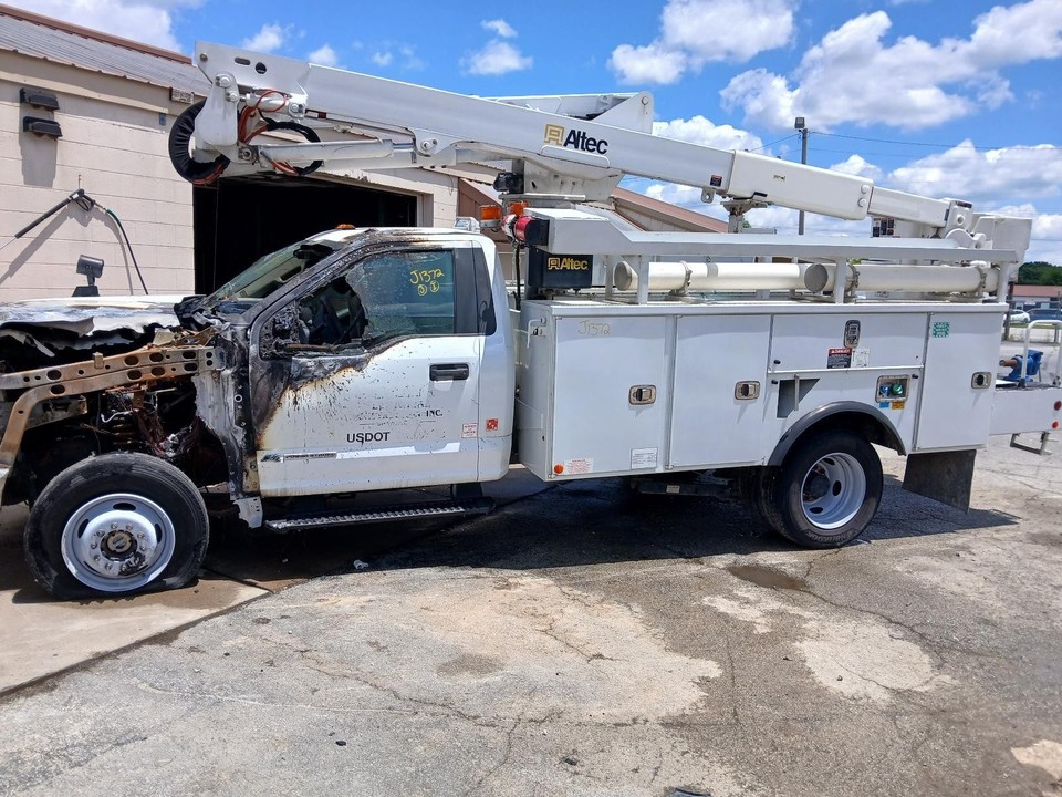 2017 Ford F350 Super Duty Rear Axle Assembly Chassis Cab DRW 4.88 Gears ...