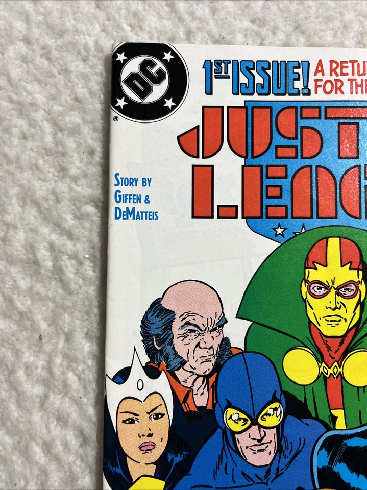 Justice League #1 1st appearance of Maxwell Lord DC Comics 1987 Higher ...