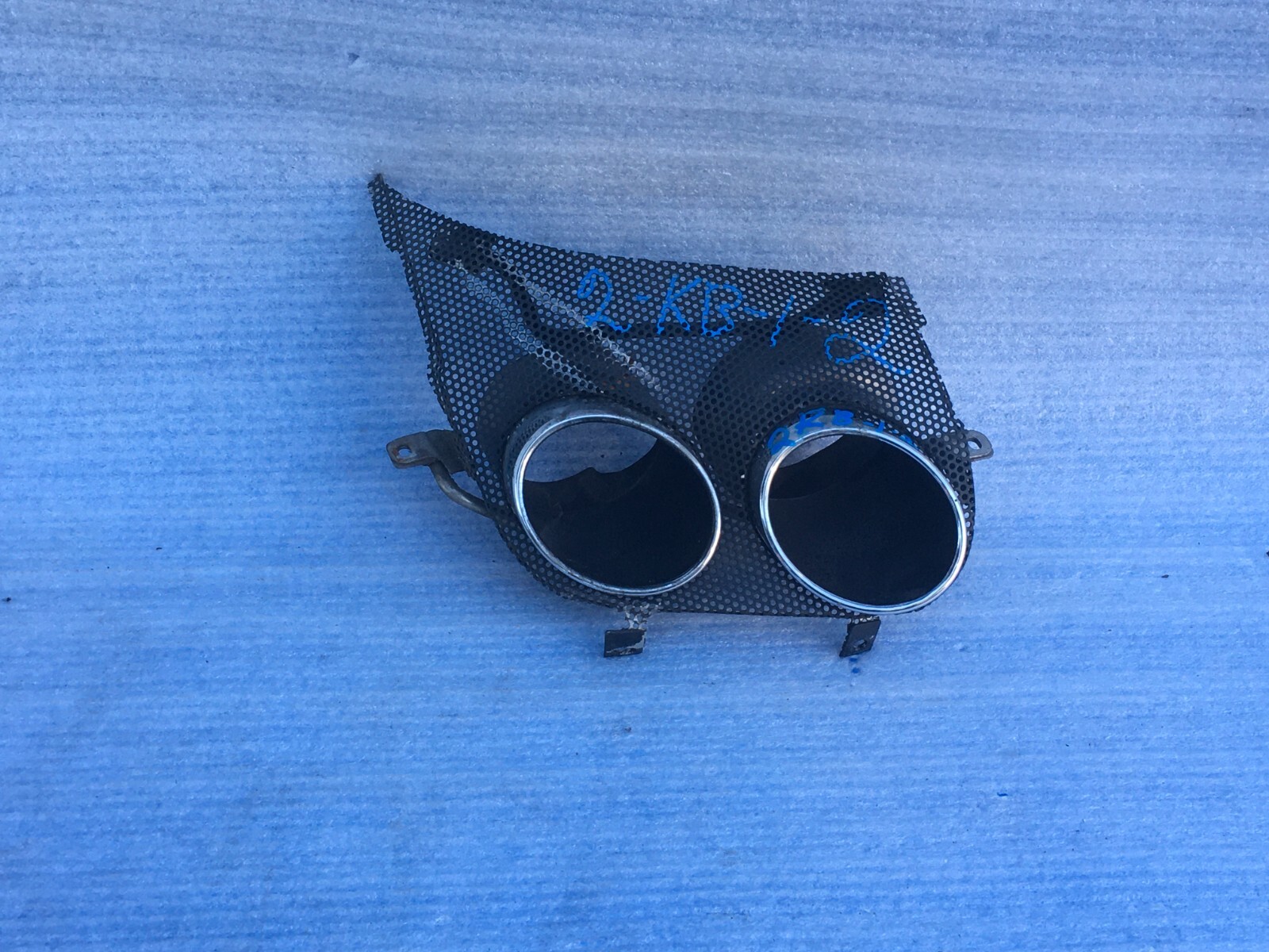 Maserati right exhaust terminal PART#670109953 OEM | eBay