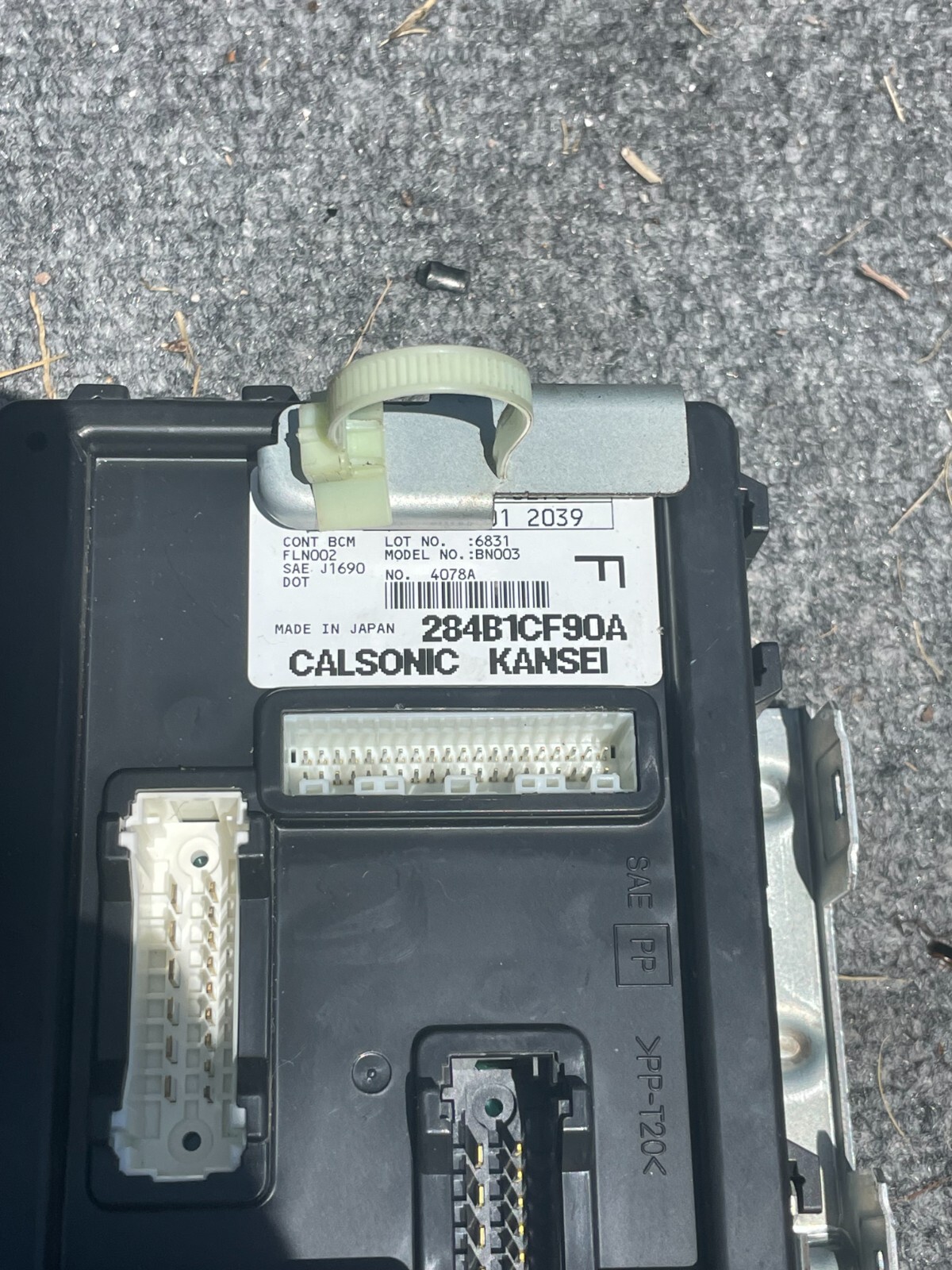 07 08 Infiniti G35 Module Body Control BCM BCU Siemens VDO 284B1JK600 ...