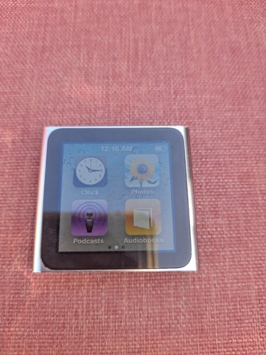 Mini Ipod Apple 2385 Silver player Includes Charger Bundle Works! | eBay