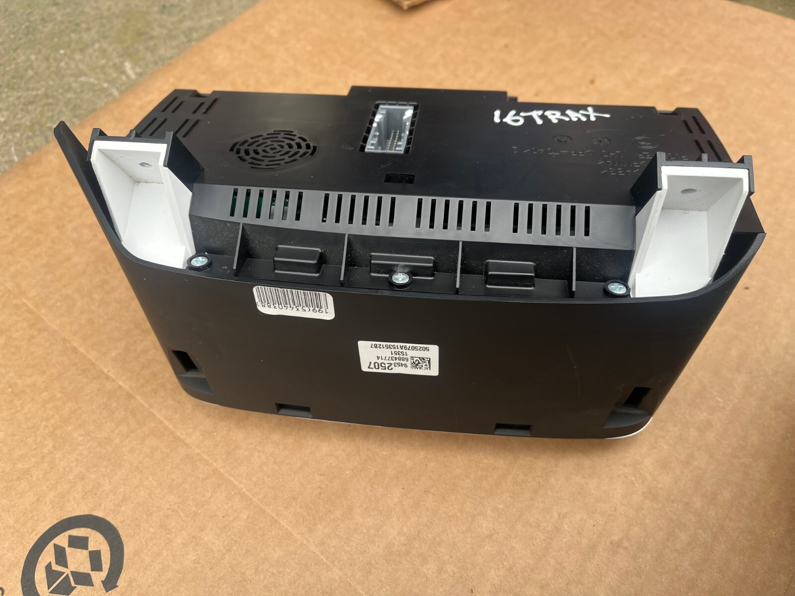 2015-2016 CHEVROLET TRAX 1LT Speedometer Instrument Cluster Gauges ...