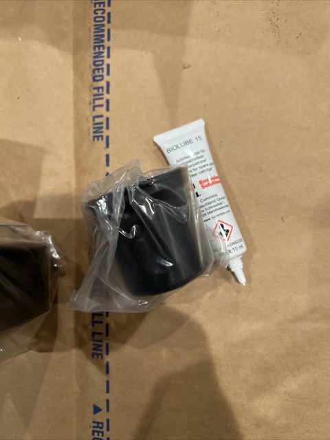 Mercedes-Benz Freighliner Def Filter Kit A0001421089 - 0001420789 for ...