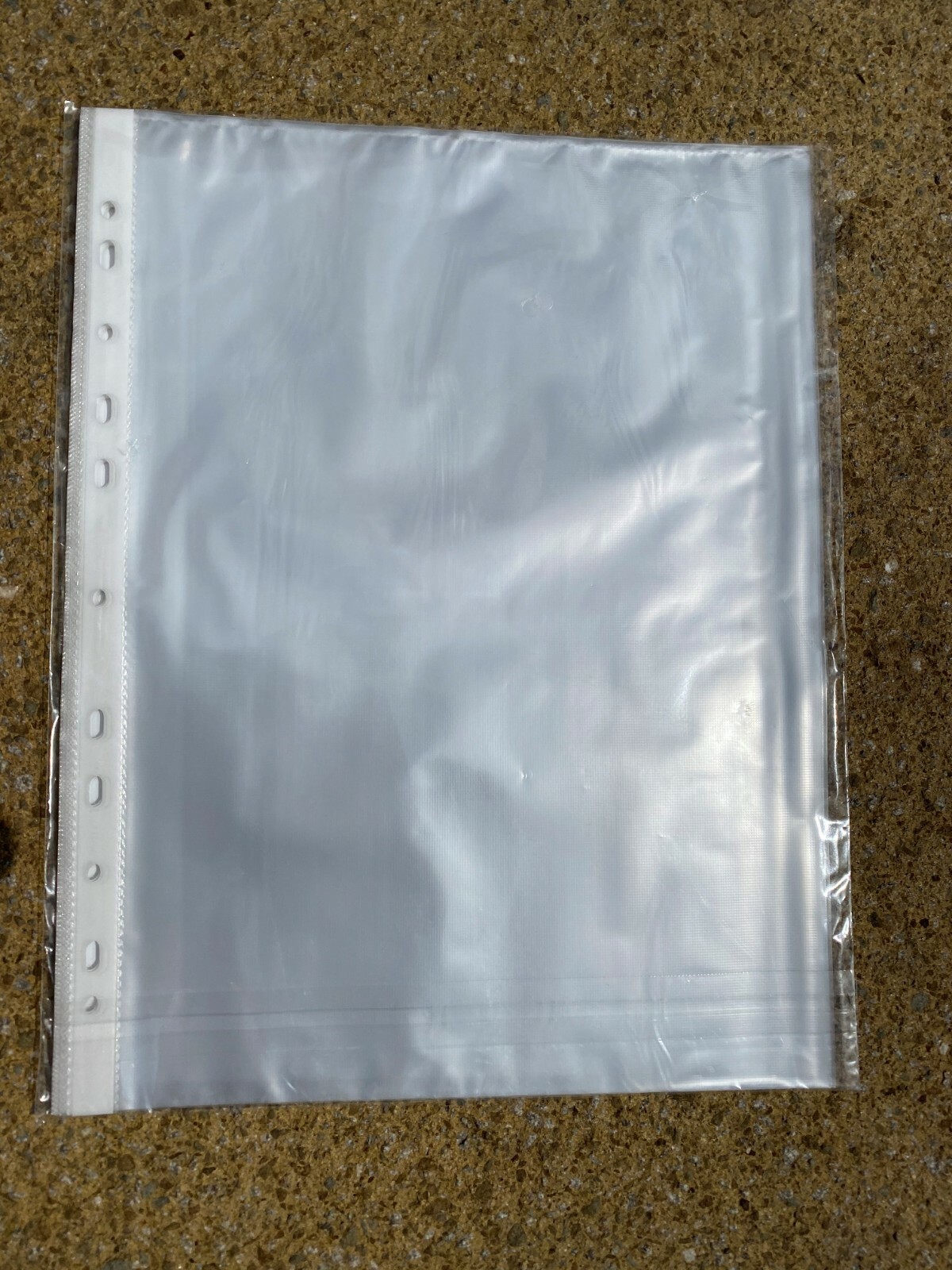 A4 Clear Plastic Punched Pockets Folders Filing Wallets / Sleeves 40 ...