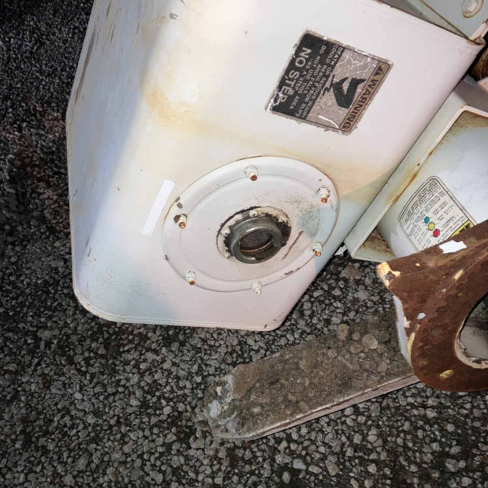 Altec At200A hydraulic tank Read description | eBay