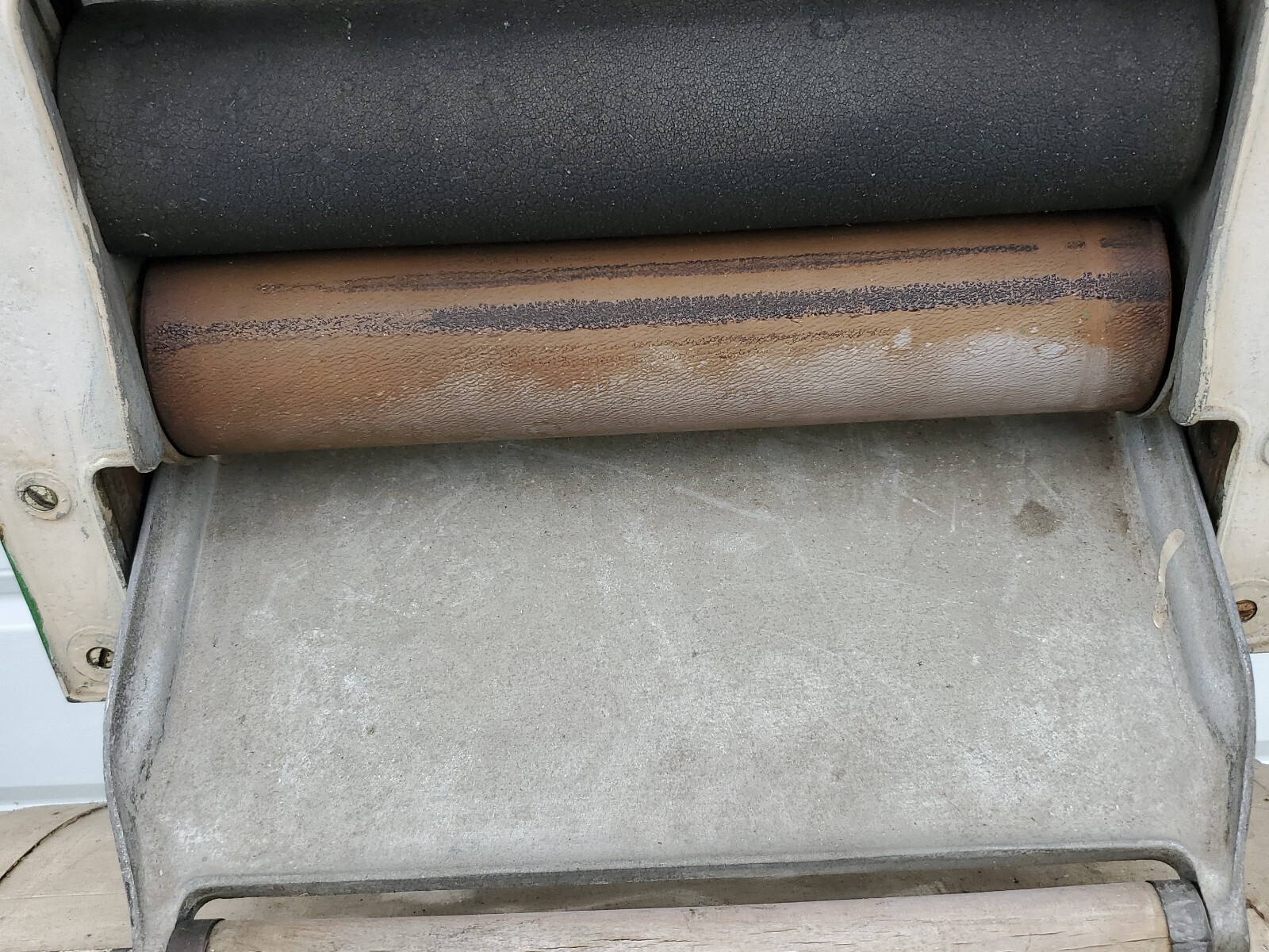 Prima Antique Electric wood Washing Machine, Nevercrush Wringer, Pulley ...