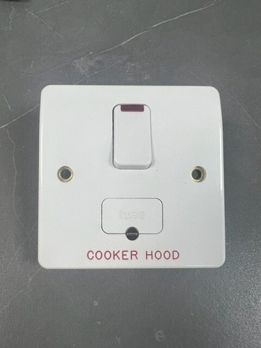 MK Switched Connection Unit C/W Neon & Base Flex Outlet 13a - K370 ...