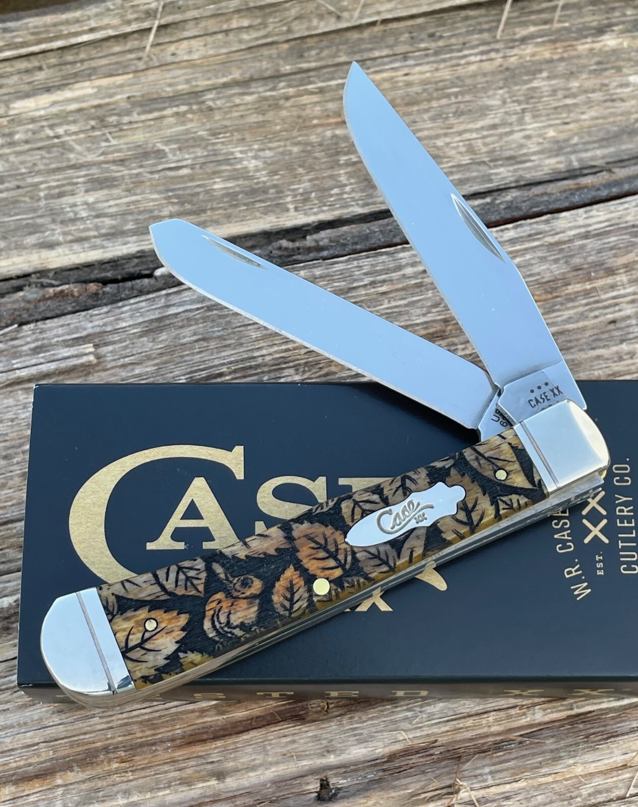 CASE XX ** SFO 2024 ANTIQUE WILDLIFE SERIES RABBIT TRAPPER KNIFE KNIVES ...