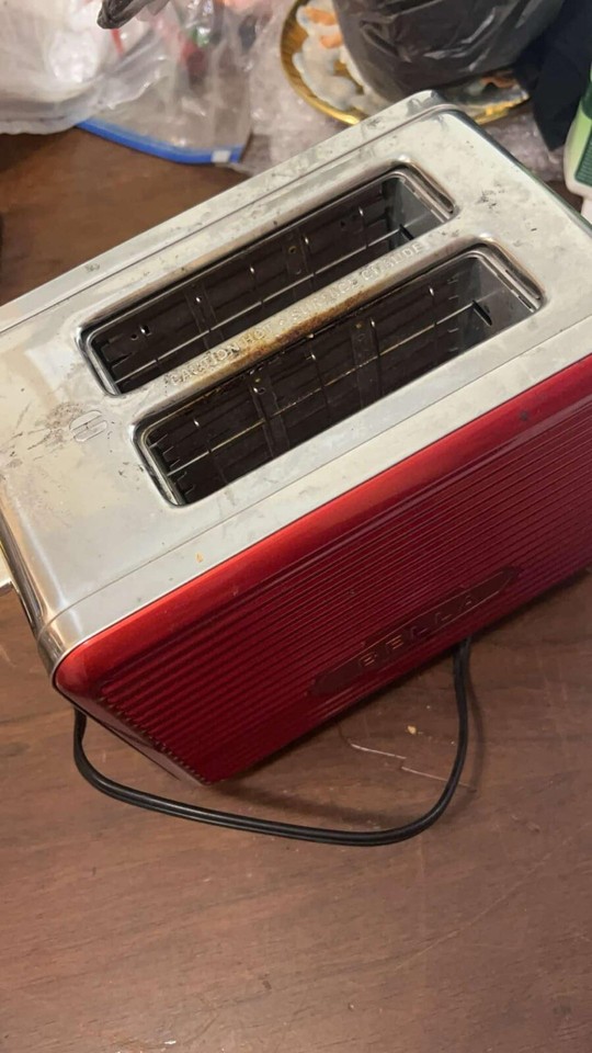 Red Bella 2 Slice Toaster | eBay