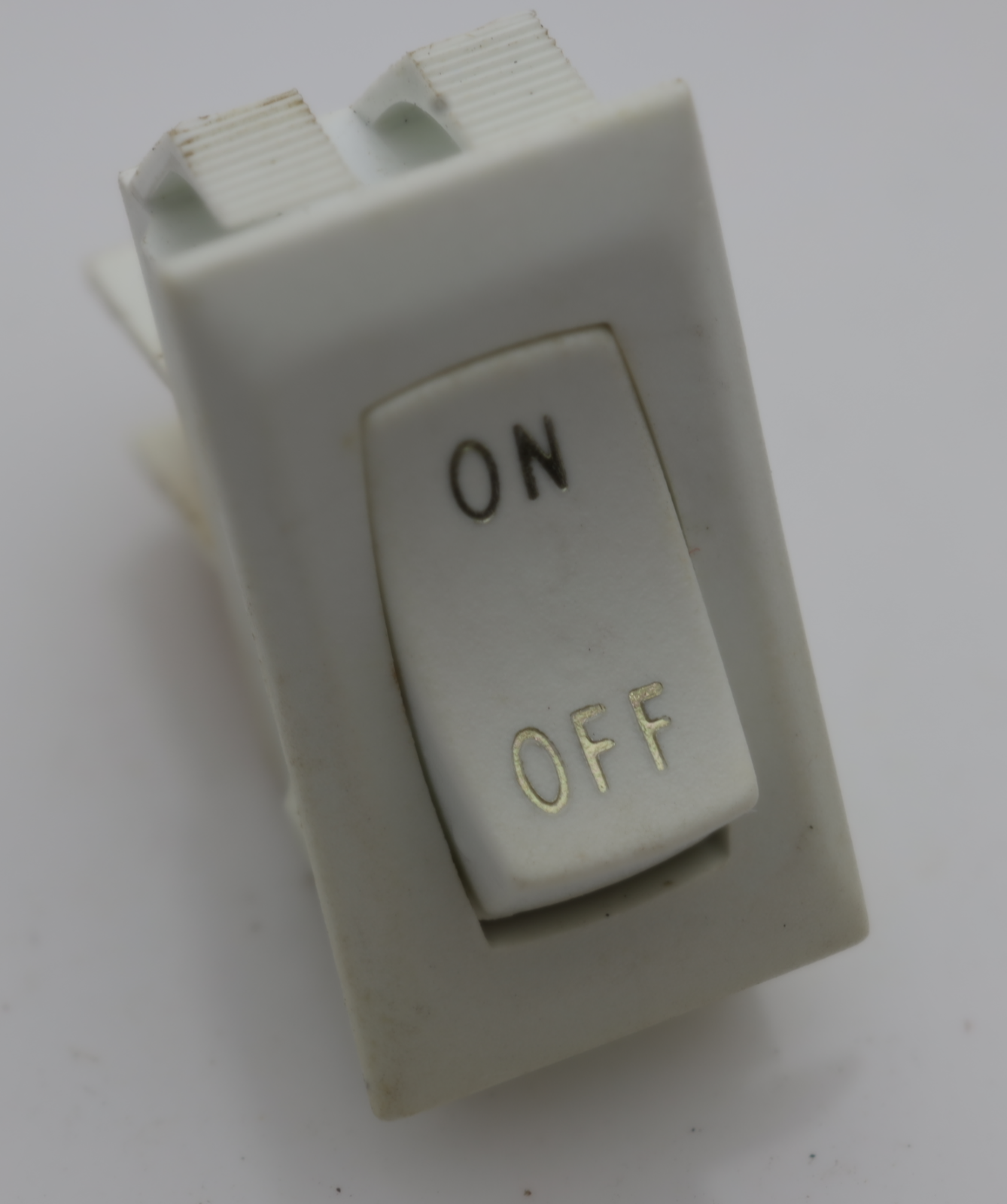 Sigma ON/OFF Rocker Switch 20A 14V DC WHITE, for RV 12V, 2-Pin, SPST | eBay