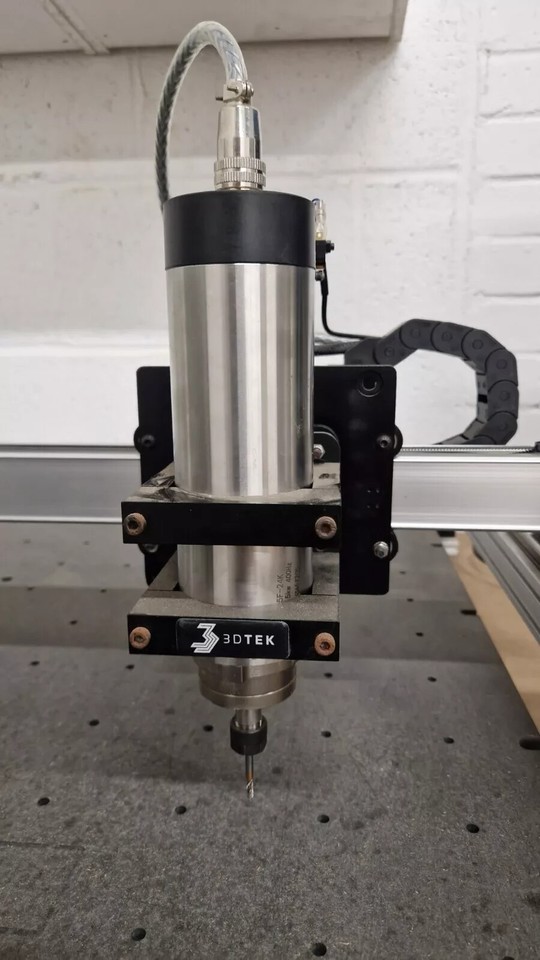 3dTek XYZ Carve CNC Router 1000x1000mm 1.5kw Spindle Invertek | eBay UK