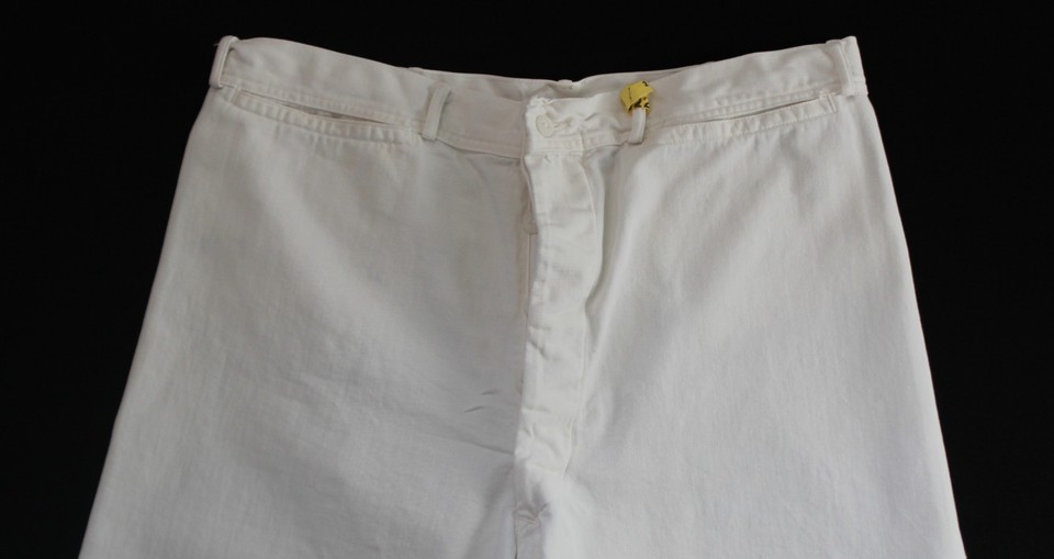 WWII US NAVY SAILORS WHITE BUTTON FLY UNIFORM BERMUTA SHORTS PACIFIC ...