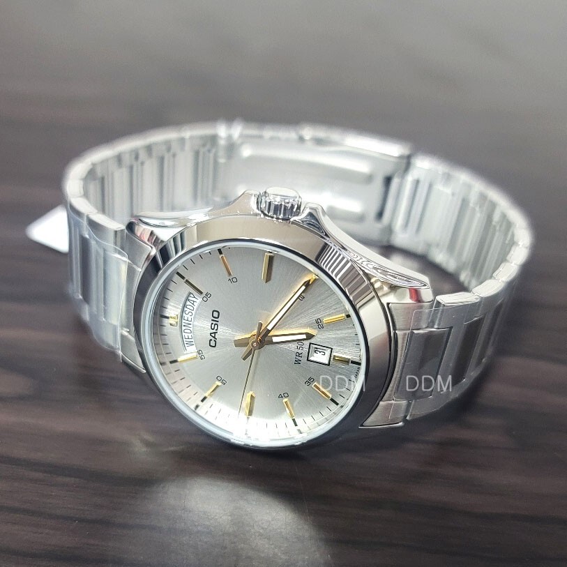 Casio MTP-1370D-7A2VDF Analog Silver Metal Band White Men Watch ...
