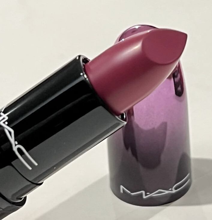 Mac Love Me Lipstick 422 MON COEUR Fresh & Brand New In Box ...