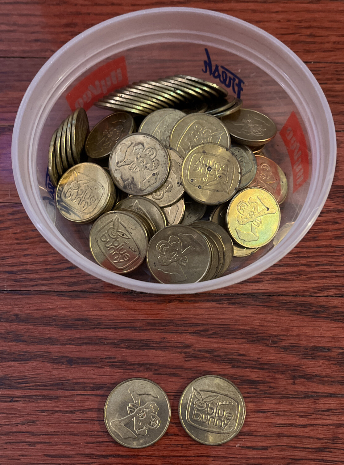 Wells Blue Bunny Metal Game Tokens Coins Lot Of 75 - Very Rare LeMars ...