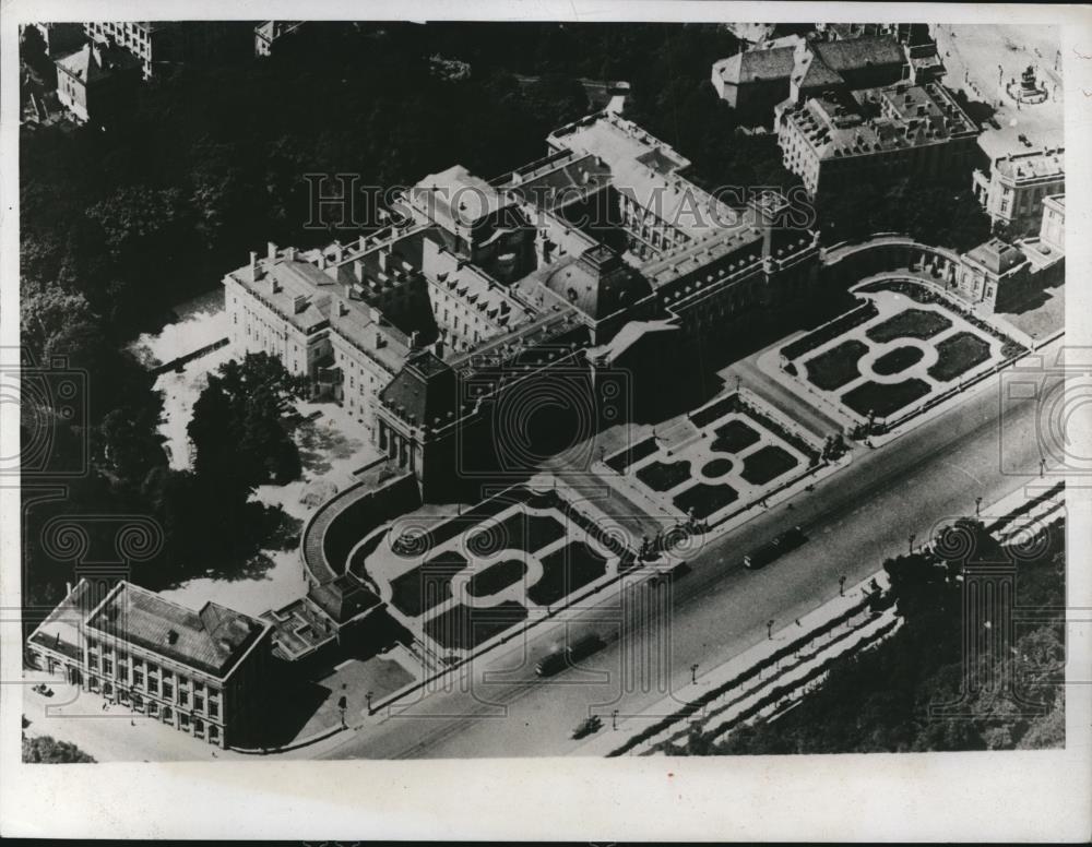 Brussels Palace Layout The Royal Palace Of Brussels Also Has It Own