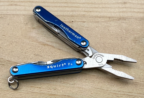 Leatherman Squirt P4 Blue Multi-tool Knife - Retired | eBay
