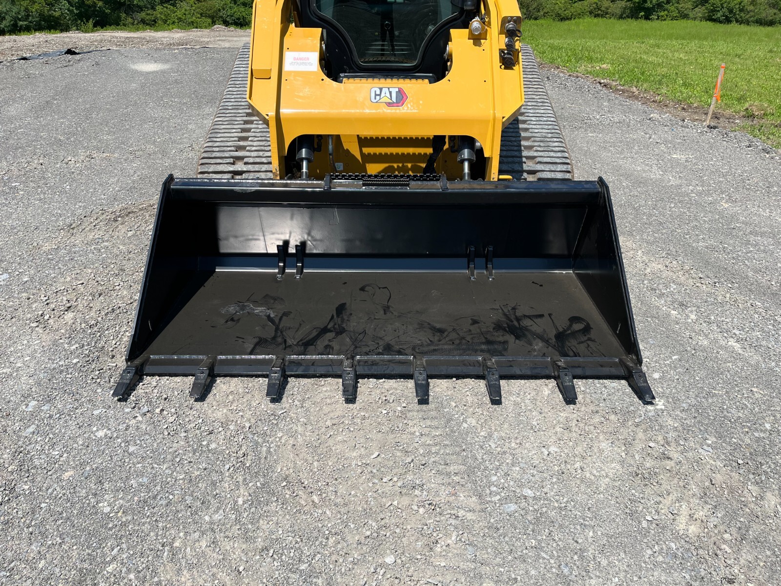84" Heavy Duty Low Profile Skid Steer Tooth Bucket | eBay