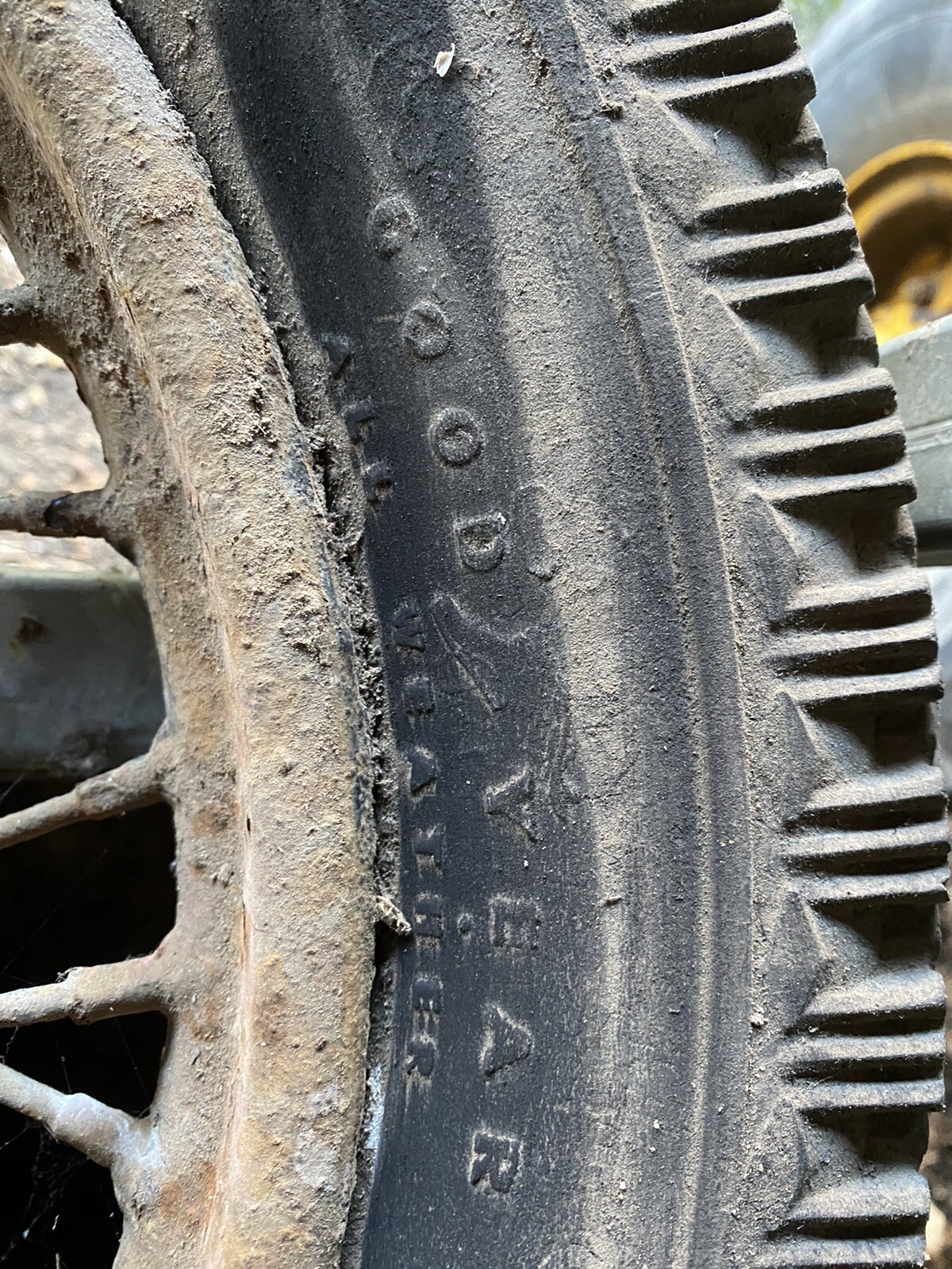 AUSTIN 7 REAR AXLE WITH DIF AND DRUMS And 5 X Wheels | eBay UK