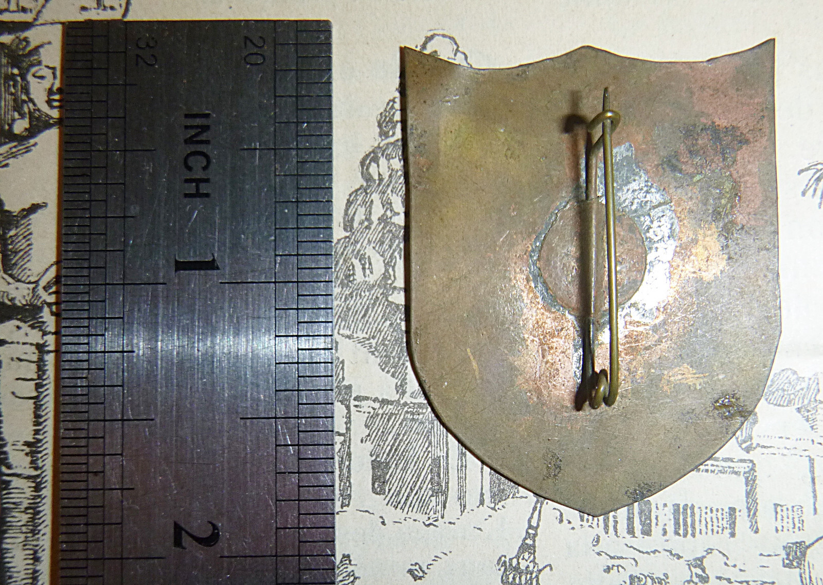 QUANG TRI PRU - BEERCAN BADGE - Mercenary Bats - Highway 9 - Vietnam ...