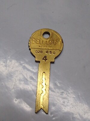 Bell Lock Key Antique Slot Machine Jukebox Penny Arcade # D2B650 D2B ...