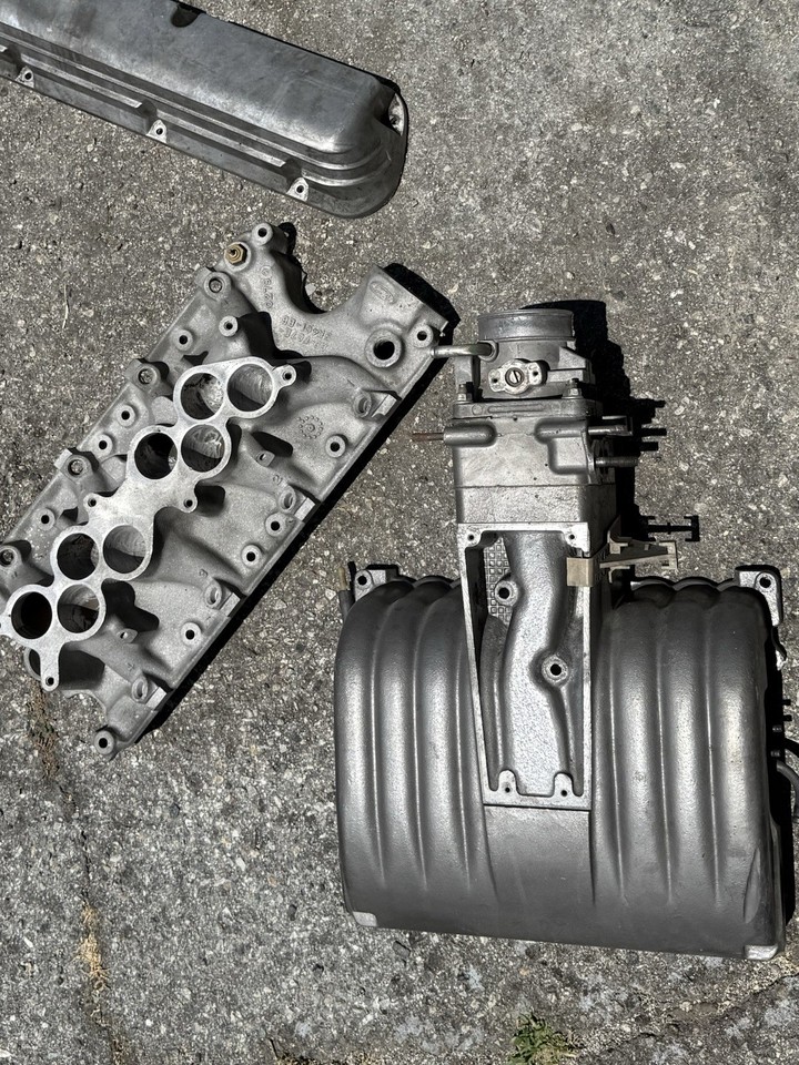 Ford Foxbody Mustang 5.0 HO Upper And Lower Intake Manifold | eBay