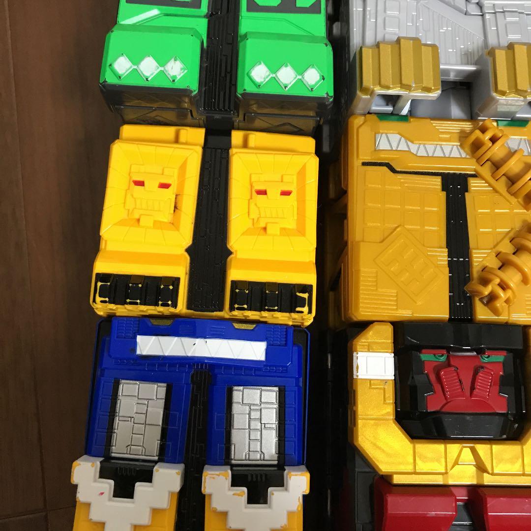 POWER RANGERS Zyuohger DX Wild Tousai Dodeka King Megazord Cube Action ...