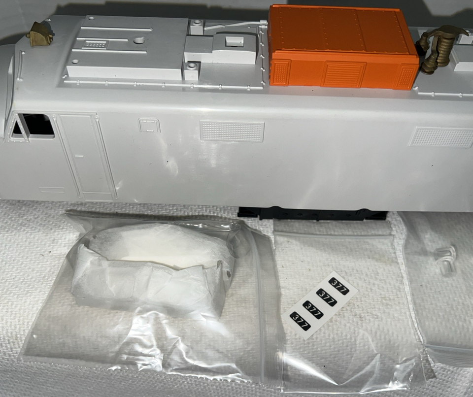 MTH O-GAUGE EP-5 ELECTRIC LOCOMOTIVE SHELL/FRAME/HORN/TRIM - UNPAINTED ...