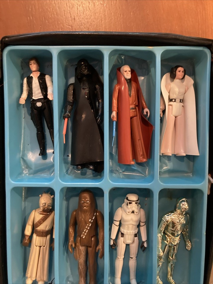Kenner Star Wars Figures From 1977 Including Twelve Characters ...