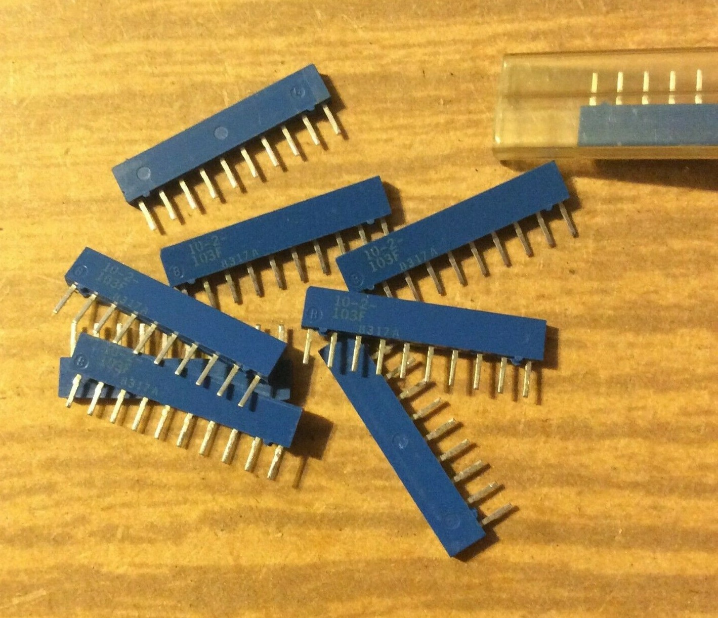 25 PCS 10K OHMS 10 PINS isolated Resistor Network Array 4610X-101-103LF ...