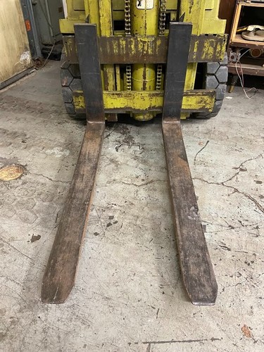 Class 2 Tapered Forklift Forks 4" x 42" Carriage Mount W/Locks Set Of 2 ...