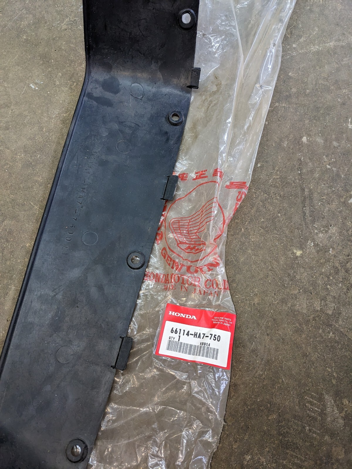 87 88 89 TRX 350 350D Foreman Left Front Mud Flap Flair Flare Guard NOS ...
