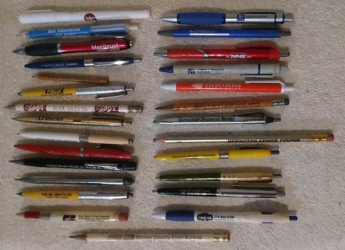Lot Of 27 Advertising Pens And Pencils Schlitz, Banks, Key, Readers ...