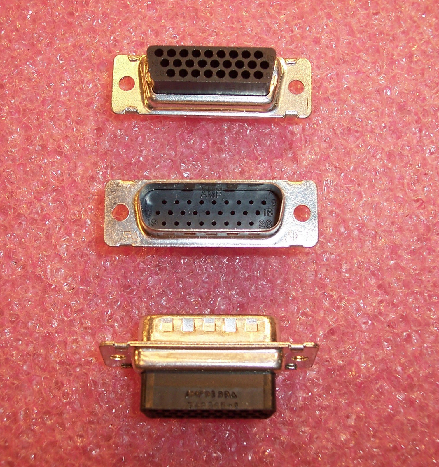 QTY (14) 748365-1 AMP 26 POSITION HDP22 RECEPTACLE SHELL .09" | eBay