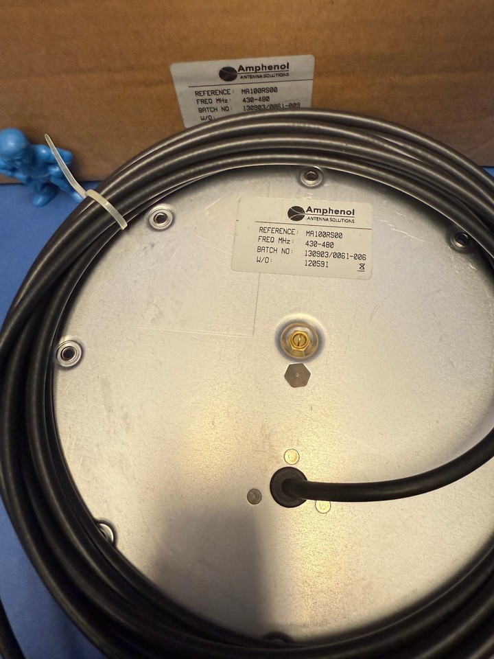 Amphenol MA100RS00 UHF Omnidirectional, Low Profile Antenna Repeater ...