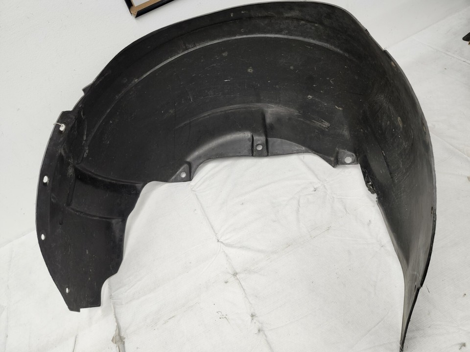 1984-1996 C4 Corvette Wheelhouse Inner Fender Liner Right Rear ...