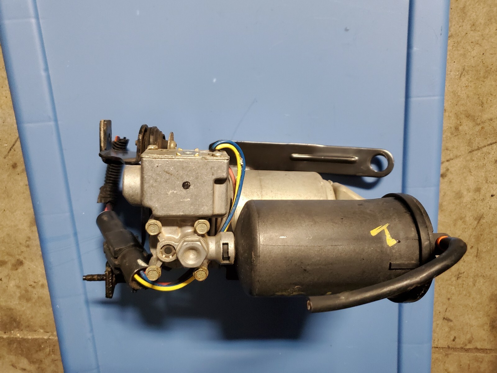1998-1999-2000-2001-2002 LINCOLN CONTINENTAL SUSPENSION AIR COMPRESSOR ...