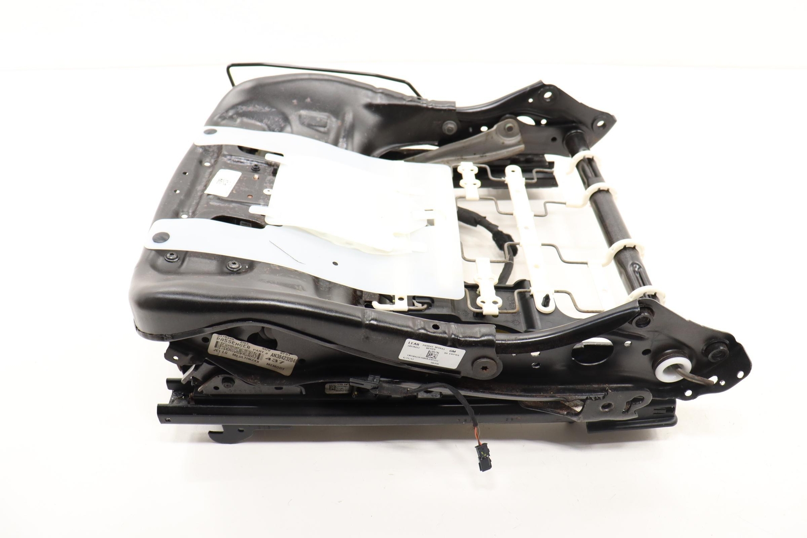 2015+-+2020+CHEVROLET+SUBURBAN+FRONT+RIGHT+SEAT+LOWER+TRACK+FRAME+OEM+ ...