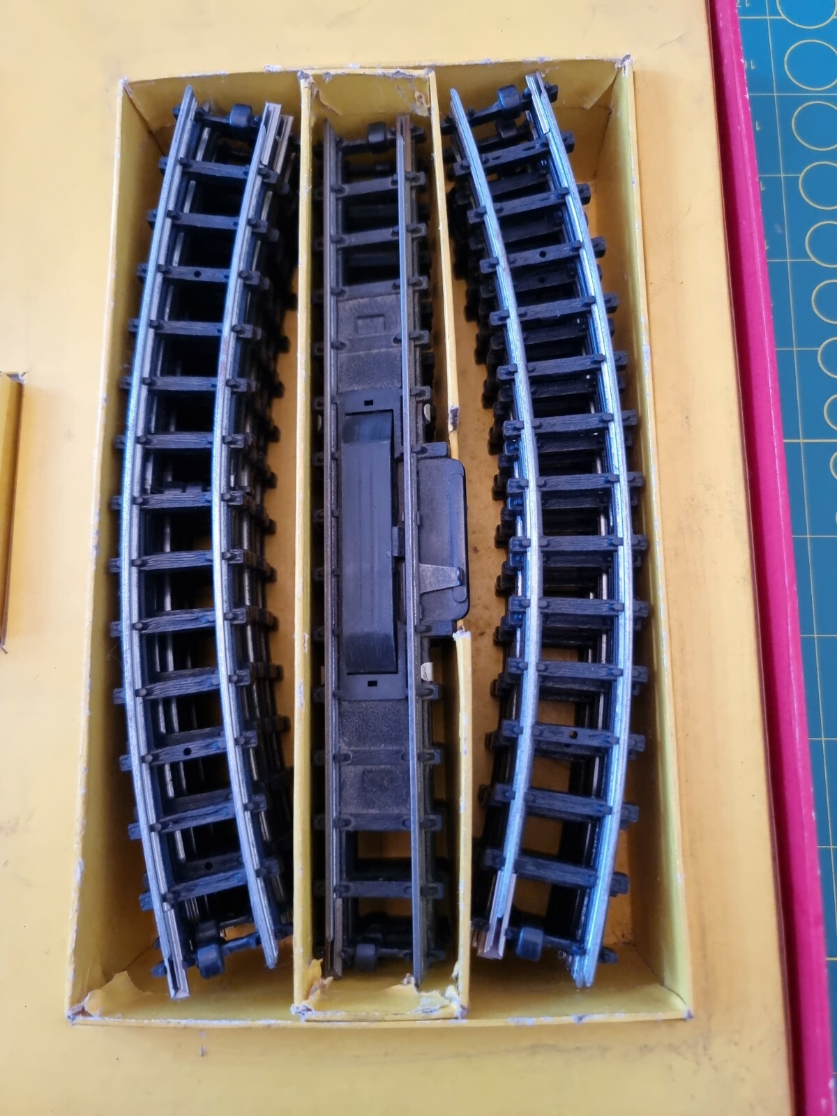 OO guage vintage Triang R.3R jinty freight starter set .loco running ...