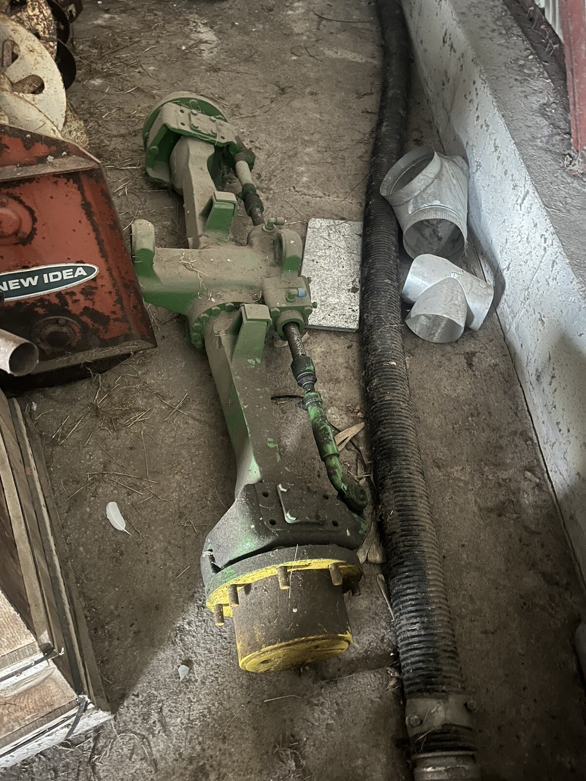 John Deere 6400 ZF Front Axle with Gearbox and Driveshaft MFWD AL81922 ...