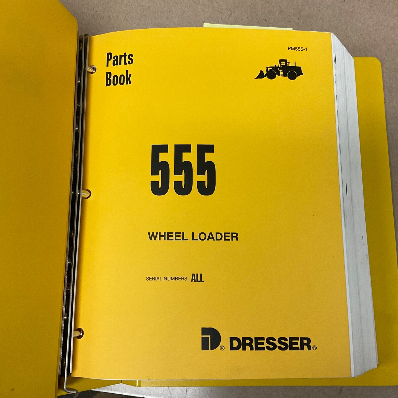 Komatsu Dresser Model 555 Wheel Loader Parts Manual. Form PM555-1. Jan ...