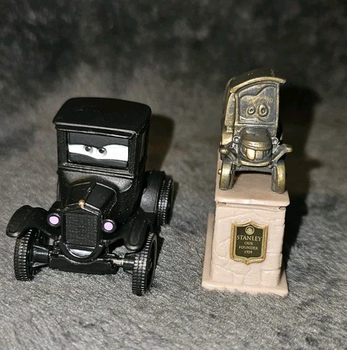 Disney Pixar Cars Stanley Statue & Lizzie Radiator Springs EUC | eBay