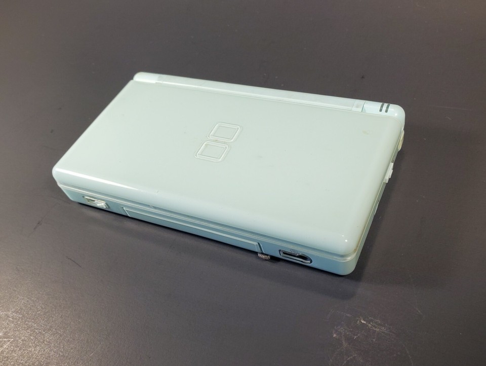 Nintendo DS Lite Handheld Console - (Various Colors) w/Charger | eBay