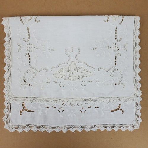 Vintage Crochet Embroidery w/ Cutouts Dresser Doily Approx 17x11 Inch ...