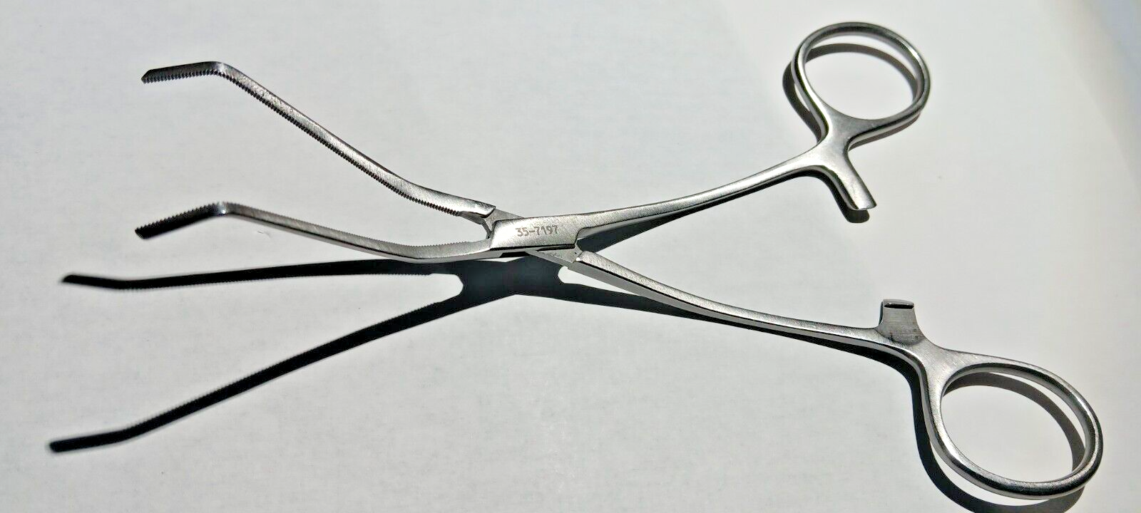 Pilling 35-7197 Kartchner Carotid Clamp, Angled Serrated Tip 3/8" x 1 ...